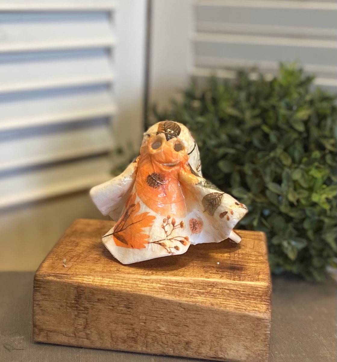 Handmade Clay & Paper Autumn Dancing Ghost on Stand – The Gentleman's ...